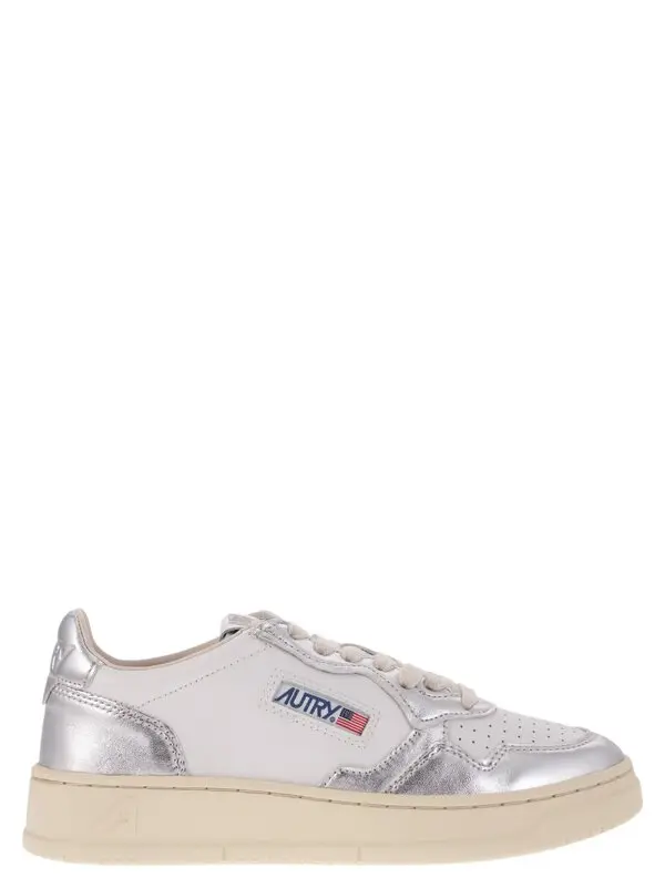 AUTRY Medalist Low Leather Sneakers - White/silver