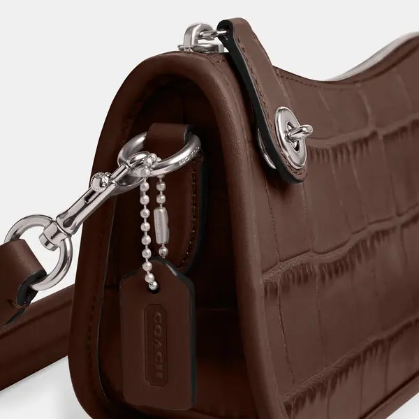 COACH Swinger 20 Bag