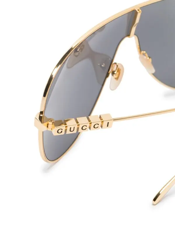 Gucci Pilot Frame Sunglasses