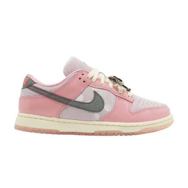 Nike Dunk Low Lx 'barbie' Sneakers