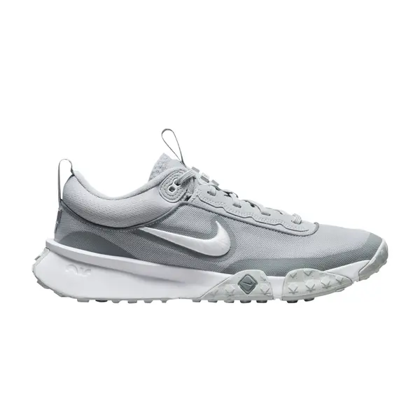 Nike Air Diamond Varsity Turf Sneakers