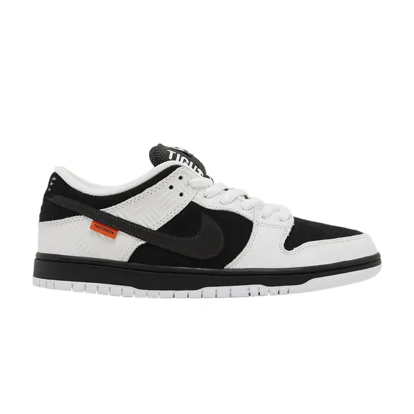 Nike X Tightbooth Dunk Low Sb Sneakers - White