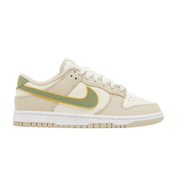 Nike Dunk Low Sneakers - Cream