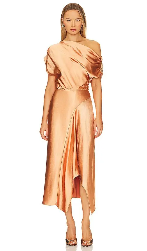 jasmine orange dress Never thought in my life I'd be joining the orangey club  plot twist of  the year   Dress: @wearmine.official Flowers: @gifte.id