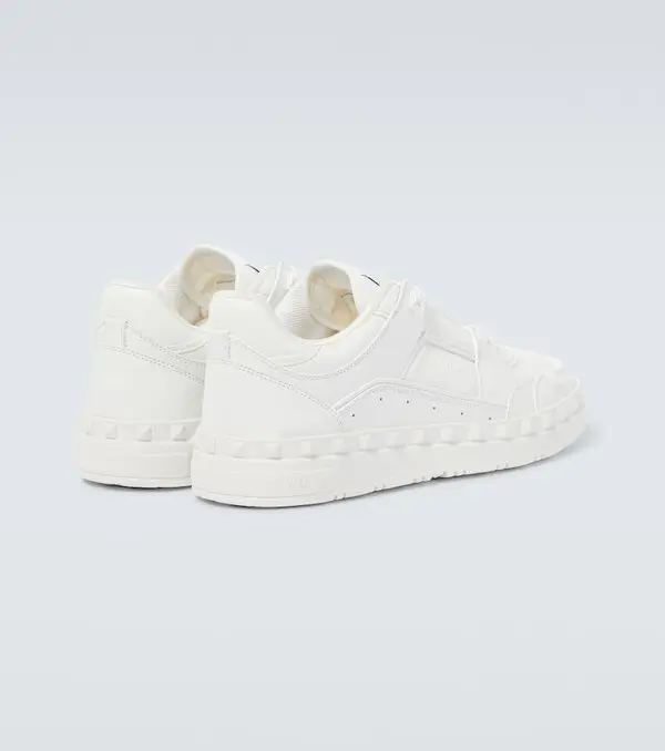 Valentino Garavani Freedots Leather Low-top Sneakers - White
