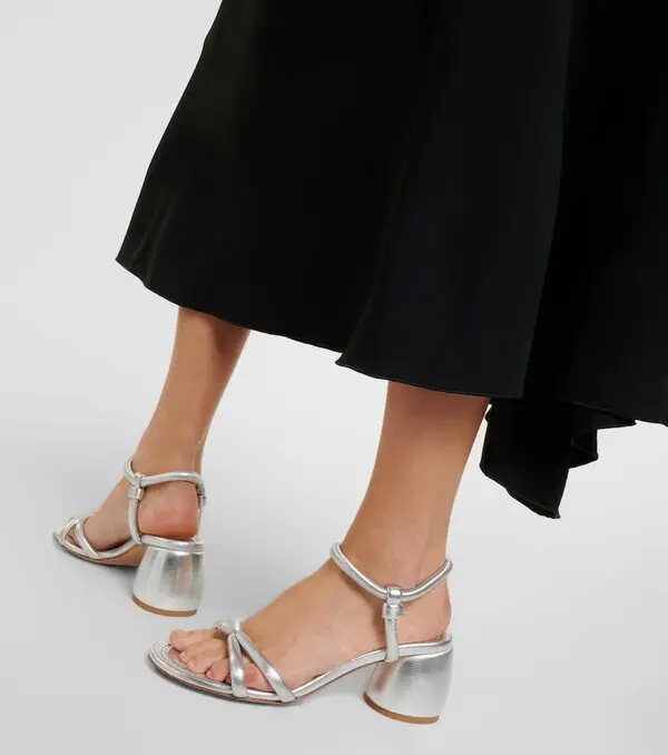GIANVITO ROSSI Cassis Metallic Leather Sandals - Silver
