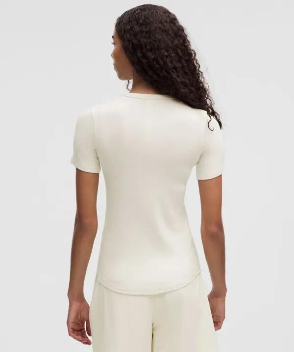 Lululemon Hold Tight Fitted Short-sleeve Shirt - Light Ivory
