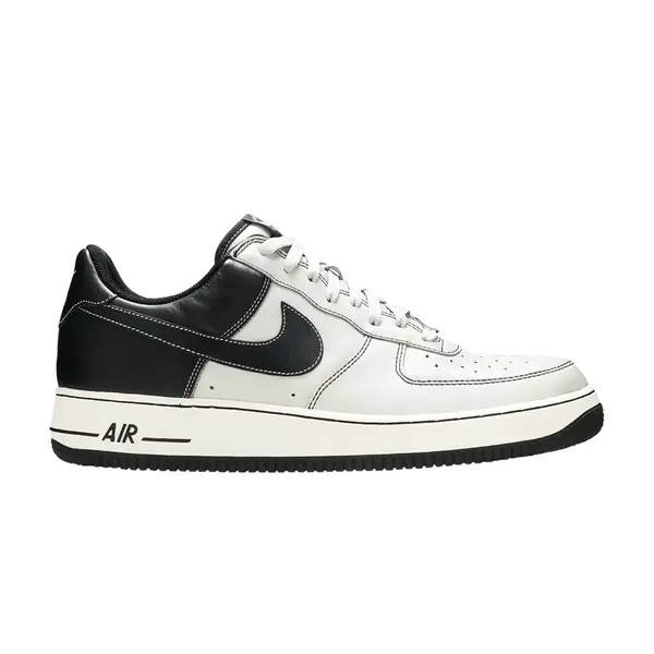 Nike Force 1 Sneakers