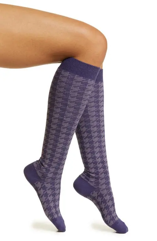 HIGH HEEL JUNGLE Houndstooth Knee Socks - Lilac