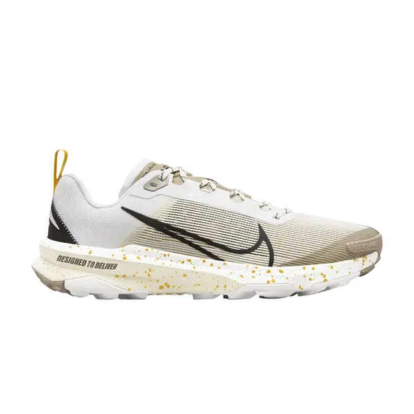 Nike Terra Kiger Sneakers