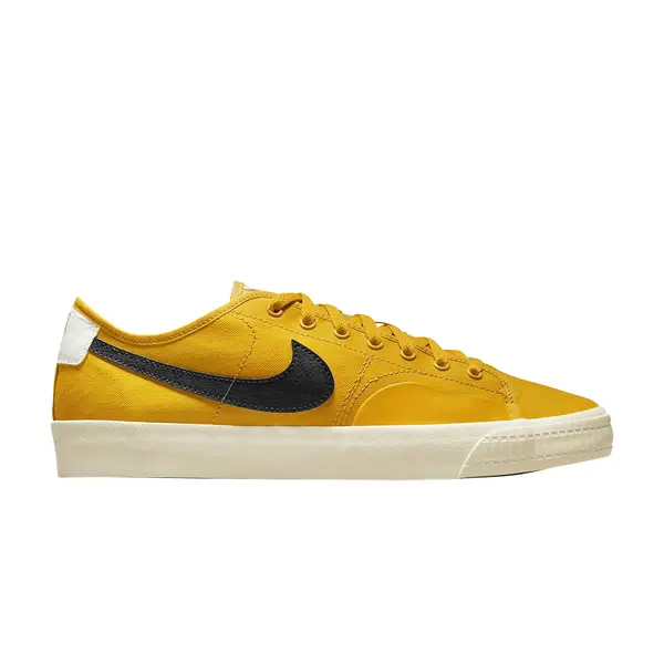 Nike Daan Van Der Linden X Blazer Court Sb Sneakers - Yellow