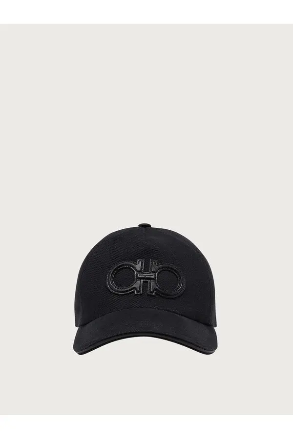 FERRAGAMO Baseball Cap - Black