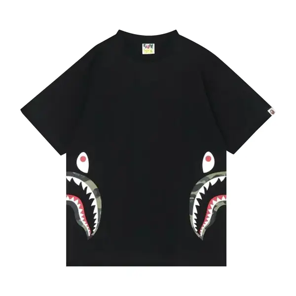 A BATHING APE 1st Camo Side Shark Tee /green - Black