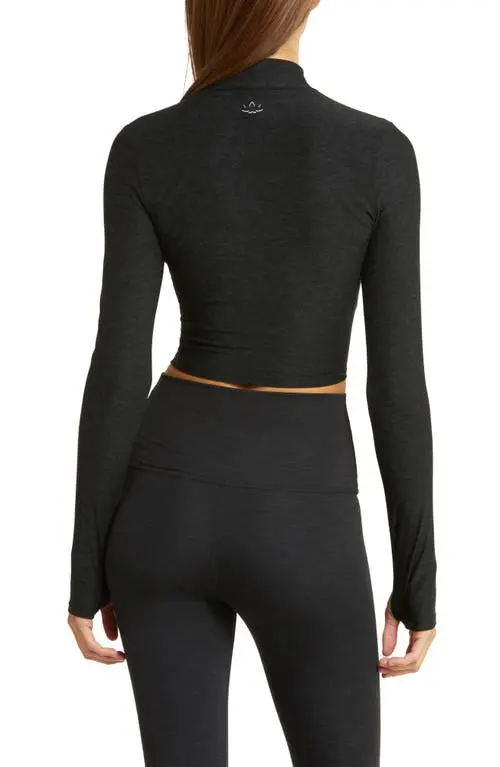 Beyond Yoga Moving On Featherweight Crop Top