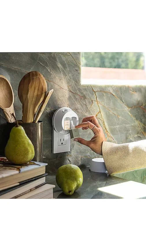 PURA 4 Smart Home Fragrance Diffuser