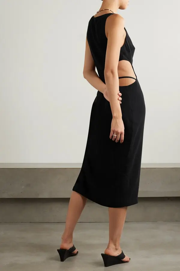 st agni cut out midi dress matildadjerf wears the Cut Out Midi Dress