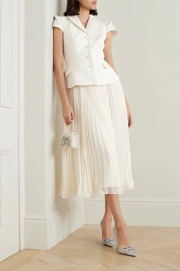 cut-out satin mini dress Edikted Cut Out Size:AU 8 | US 4 | S neckline: high Brown Fringe Dress zara and into a figure