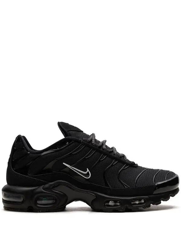 Nike Air Max Plus Sneakers