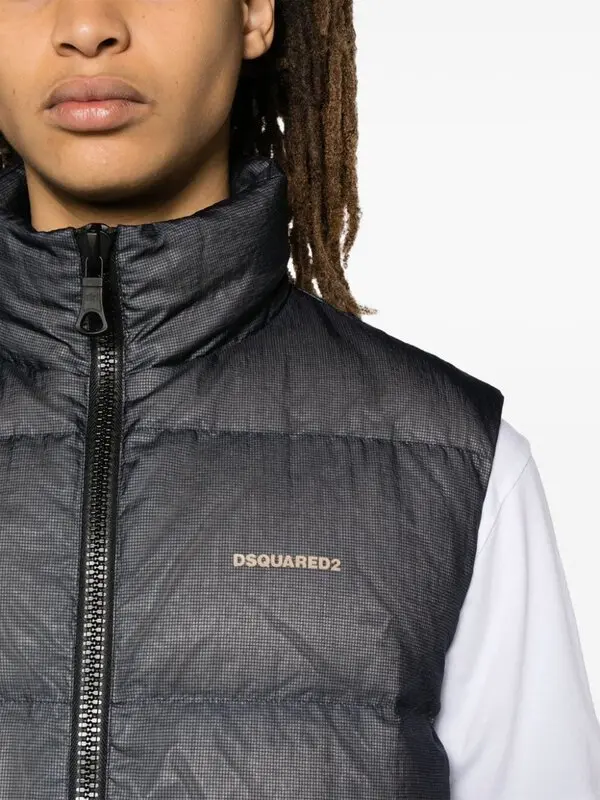 Dsquared2 Logo-embossed Ripstop Puffer Vest