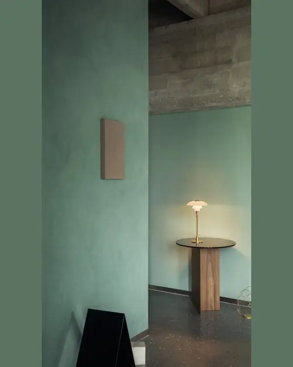 Louis Poulsen Ph 3/2 Table Lamp, 19 - Brass Metalized