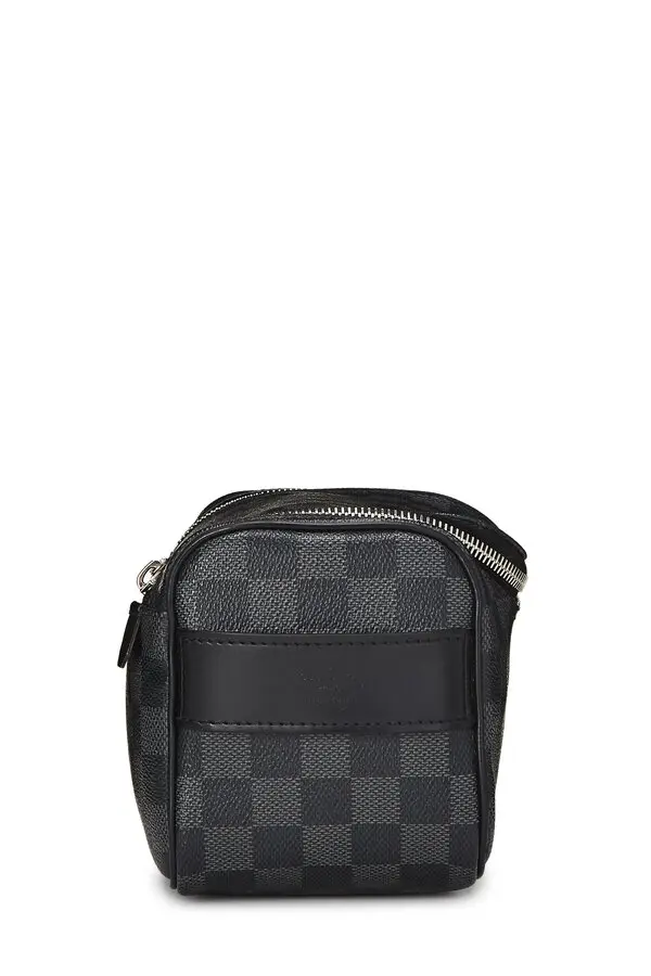 LOUIS VUITTON Damier Graphite Toiletry Pouch