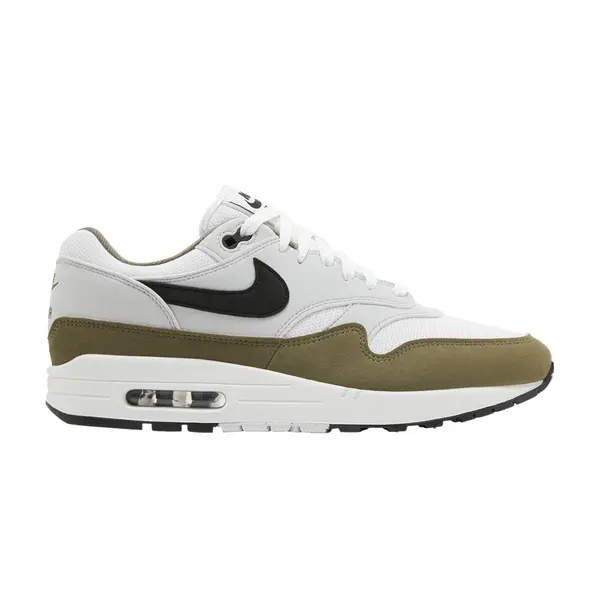 Nike Max 1 Sneakers