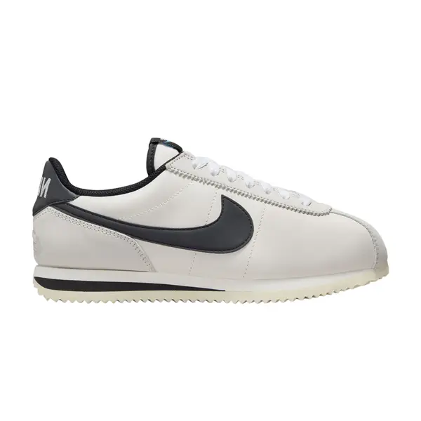 Nike Cortez Se Sneakers - Cream