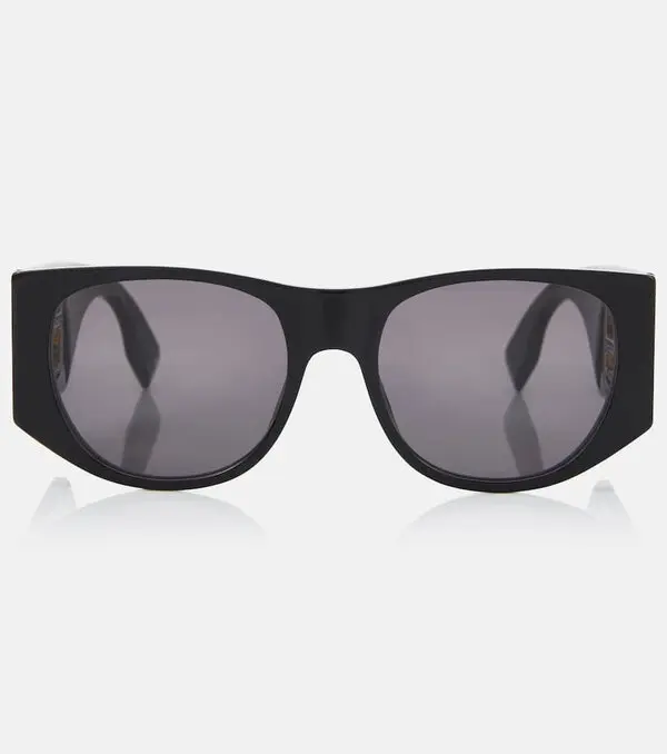 Fendi oversized Sunglasses with Black Case New Fendi Black Buckle Leather Sunglasses with Case For Sale  main image 2