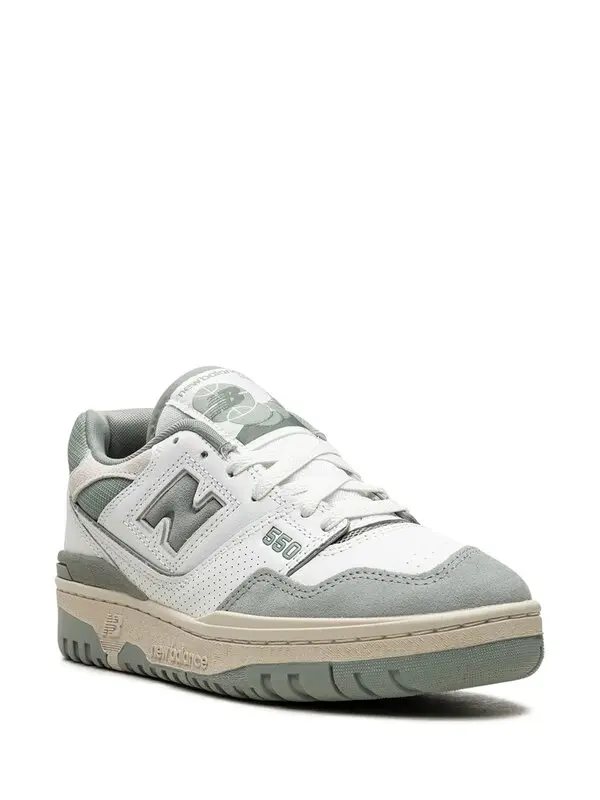 NEW BALANCE 550 Sneakers - Green