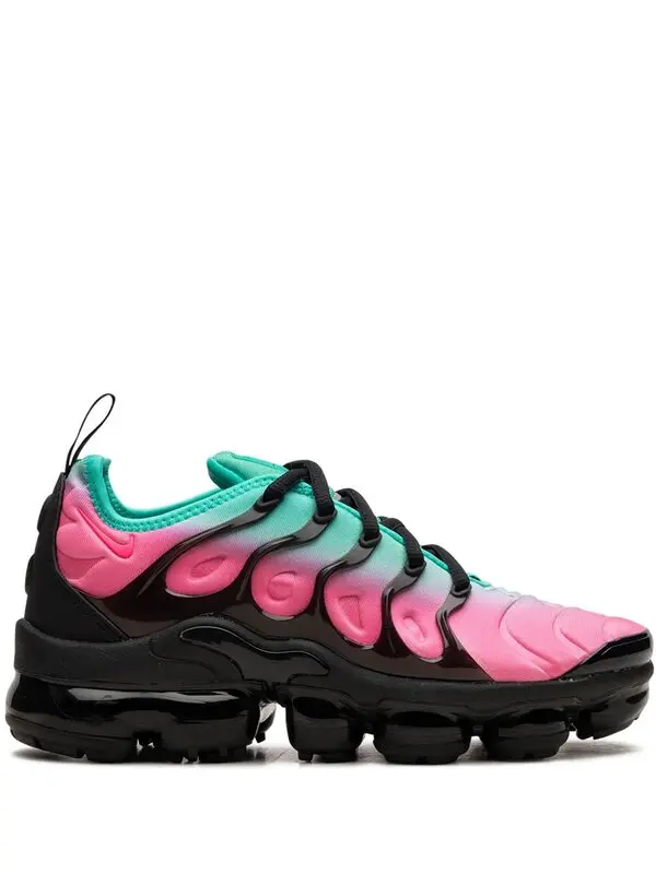 Nike Vapormax Plus Sneakers - Pink