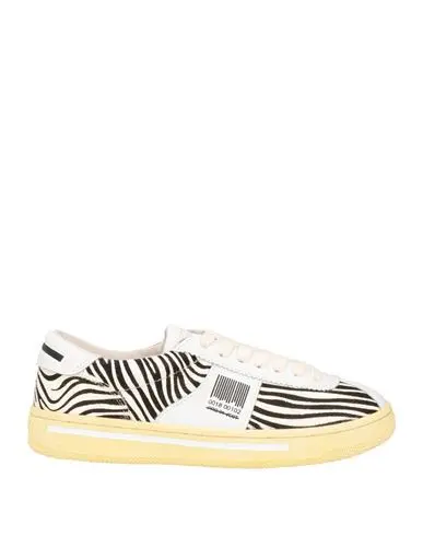 PRO 01 JECT Leather Low-top Sneakers - White