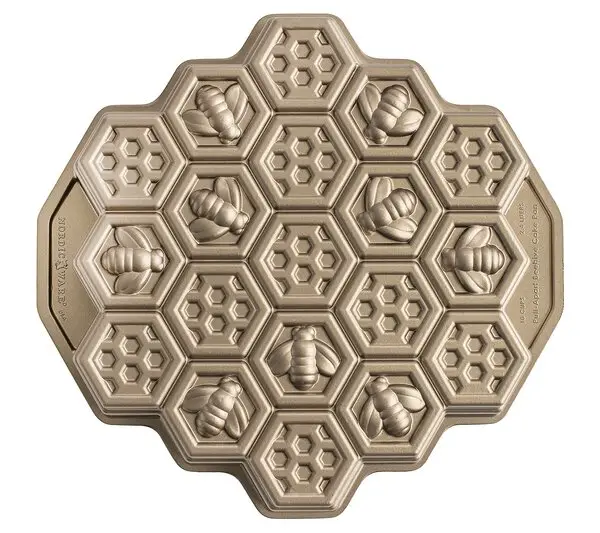 NORDICWARE Honeycomb Pull-apart Dessert Pan - One-color
