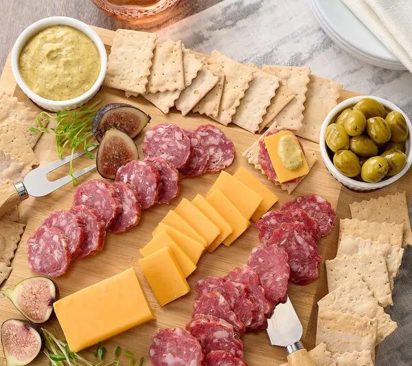 SERGIO'S 6-piece Charcuterie W/ Salami, Cheese & Olives - One-color