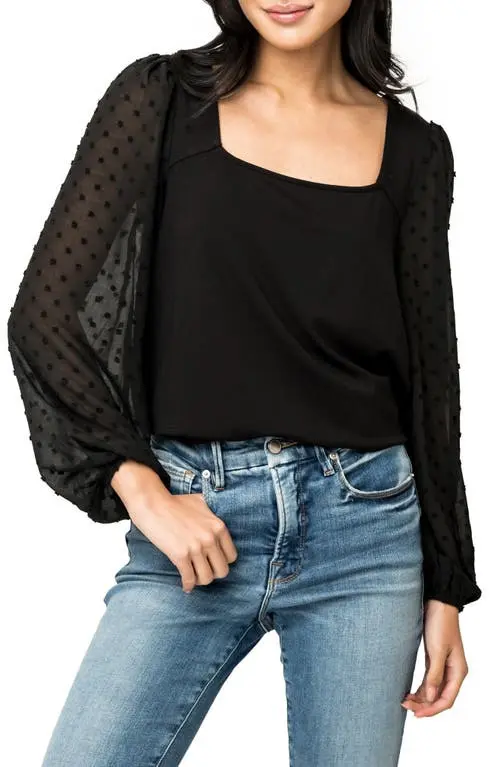 GIBSONLOOK Swiss Dot Sleeve Knit Top