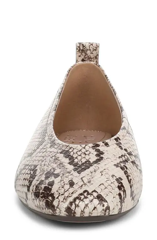 27 EDIT NATURALIZER Carla Flat - Beige Multi