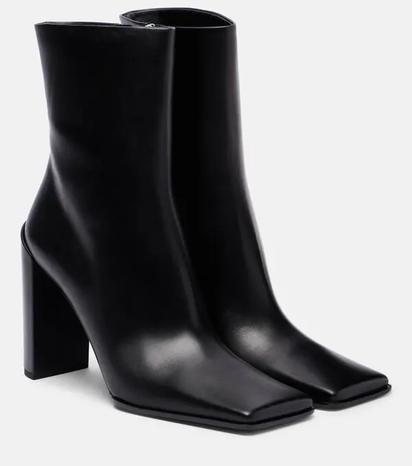 Alaïa Leather Ankle Boots - Black