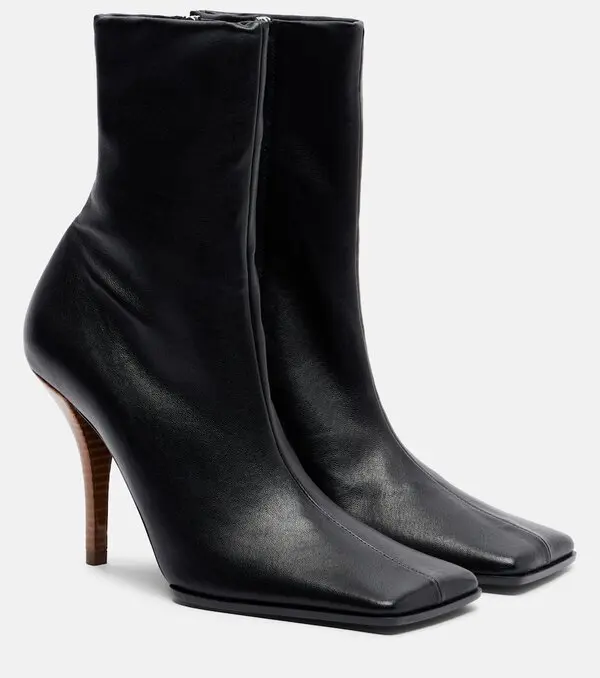 Alaïa Leather Ankle Boots - Black