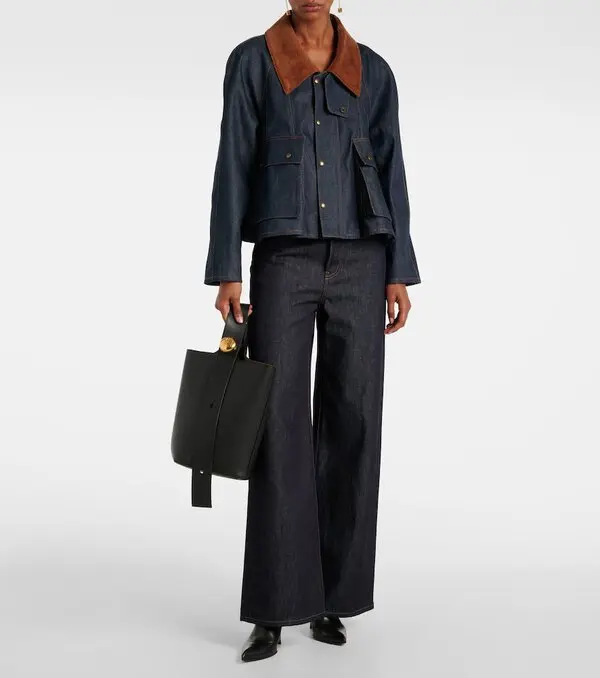 Loewe Pebble Medium Leather Bucket Bag - Black