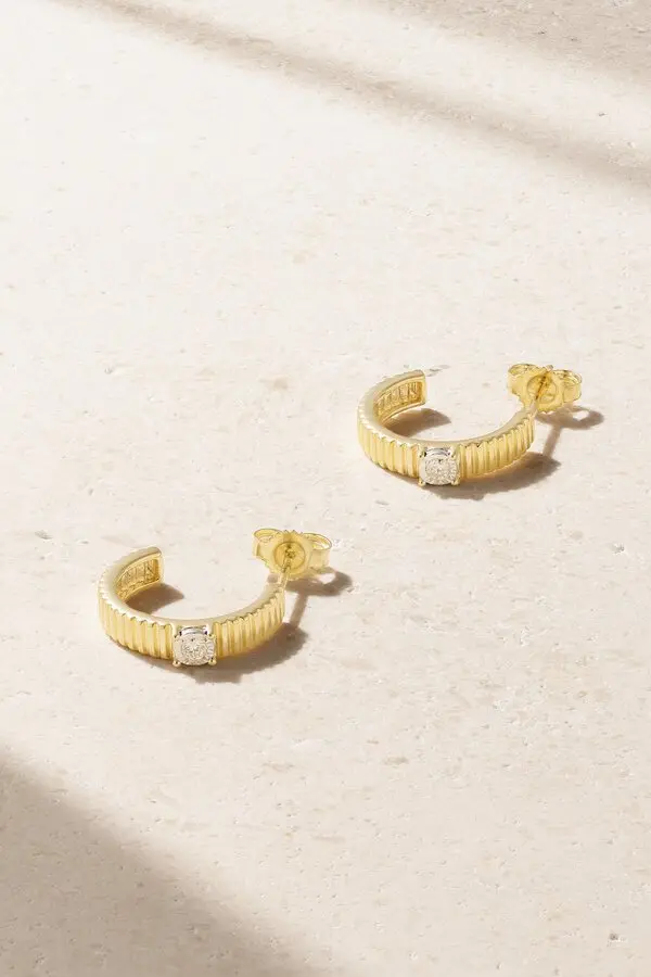 STONE AND STRAND Ribbed 10-karat And Diamond Hoop Earrings - Gold