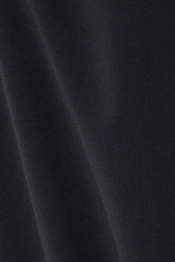 16Arlington Delta Maxi Skirt