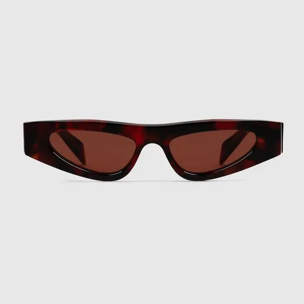 Gucci Cat-Eye Frame Sunglasses - Red | Editorialist display picture 2