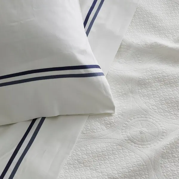 ANN GISH Great Hall Coverlet Set, Queen - Bone