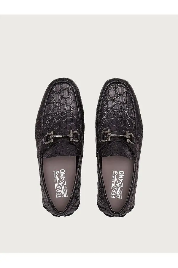 FERRAGAMO Gancini Driver Ornat - Black