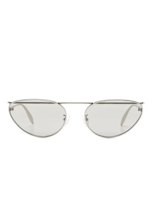 Alexander McQueen Piercing-detailed Cat-eye Sunglasses - Silver