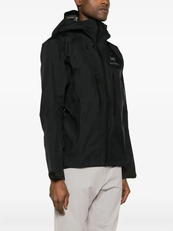Arc'Teryx Alpha Sv Gore-Tex® Jacket - Black | Editorialist