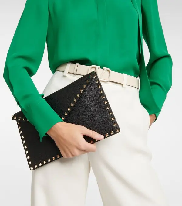 Valentino Garavani Rockstud Leather Clutch - Black