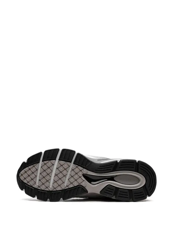 NEW BALANCE 990v4 Core Sneakers - Grey