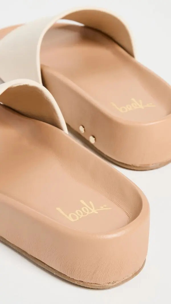 Beek Pelican Sandals - Eggshell/beach
