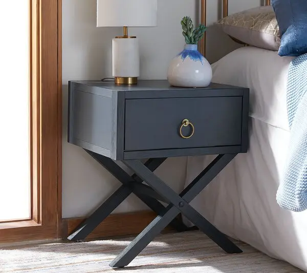 SAFAVIEH Odilia 1-drawer Nightstand - One-color