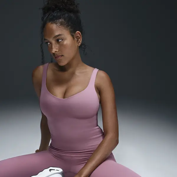 Nike Alate Medium-support Padded Sports Bra Tank Top